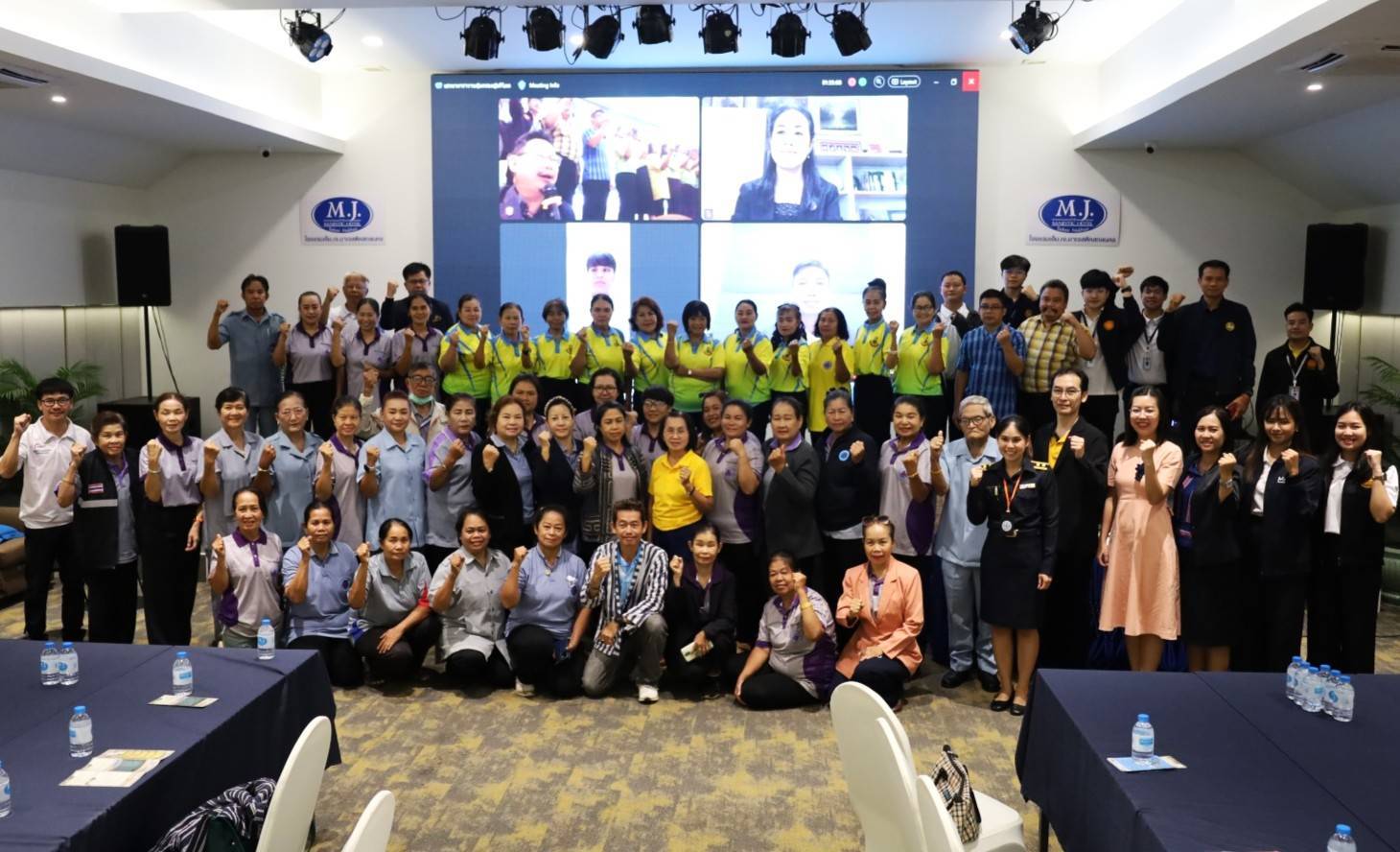 พาณิชย์จังหวัดสกลนคร เข้าร่วม โครงการ "OCPB's Approved"